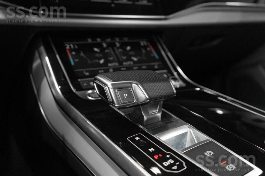 Pelēks Audi Q8 2019 Rīga, ar dzinēja tilpumu 3.00 L un nobraukumu 121 tūkst. km par 45000 €, foto 32 vietnē AUTOMOTO.COM.LV