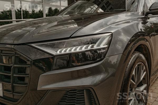 Grey Audi Q8 2019 in Riga, with an engine capacity of 3.00 L and mileage of 117 thousand km for 45000 €, photo 5 on AUTOMOTO.COM.LV