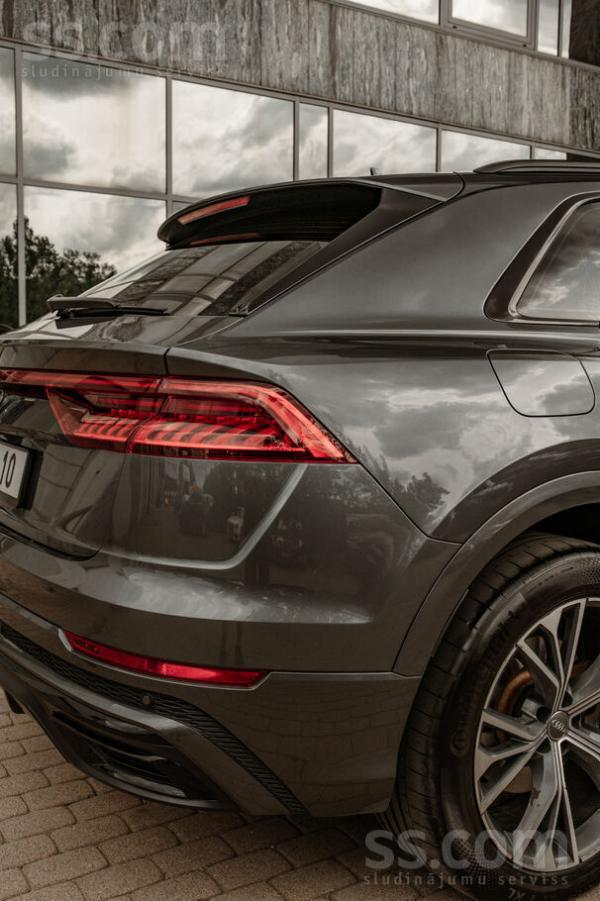 Grey Audi Q8 2019 in Riga, with an engine capacity of 3.00 L and mileage of 117 thousand km for 45000 €, photo 8 on AUTOMOTO.COM.LV