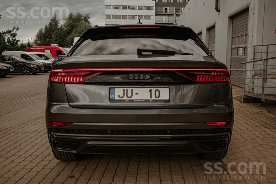 Grey Audi Q8 2019 in Riga, with an engine capacity of 3.00 L and mileage of 117 thousand km for 45000 €, photo 10 on AUTOMOTO.COM.LV