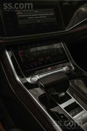 Grey Audi Q8 2019 in Riga, with an engine capacity of 3.00 L and mileage of 117 thousand km for 45000 €, photo 11 on AUTOMOTO.COM.LV