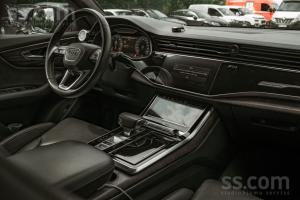 Grey Audi Q8 2019 in Riga, with an engine capacity of 3.00 L and mileage of 117 thousand km for 45000 €, photo 13 on AUTOMOTO.COM.LV