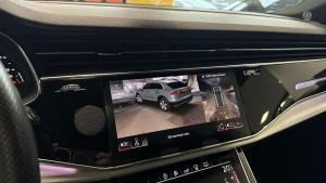 Pelēks Audi Q8 2019 Viļņa, ar dzinēja tilpumu 3.00 L un nobraukumu 179 tūkst. km par 39999 €, foto 23 vietnē AUTOMOTO.COM.LV