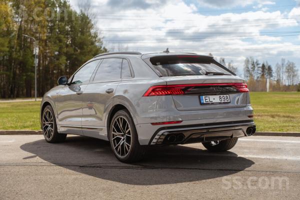 Grey Audi Q8 2019 in Riga, with an engine capacity of 3.00 L and mileage of 195 thousand km for 53500 €, photo 4 on AUTOMOTO.COM.LV