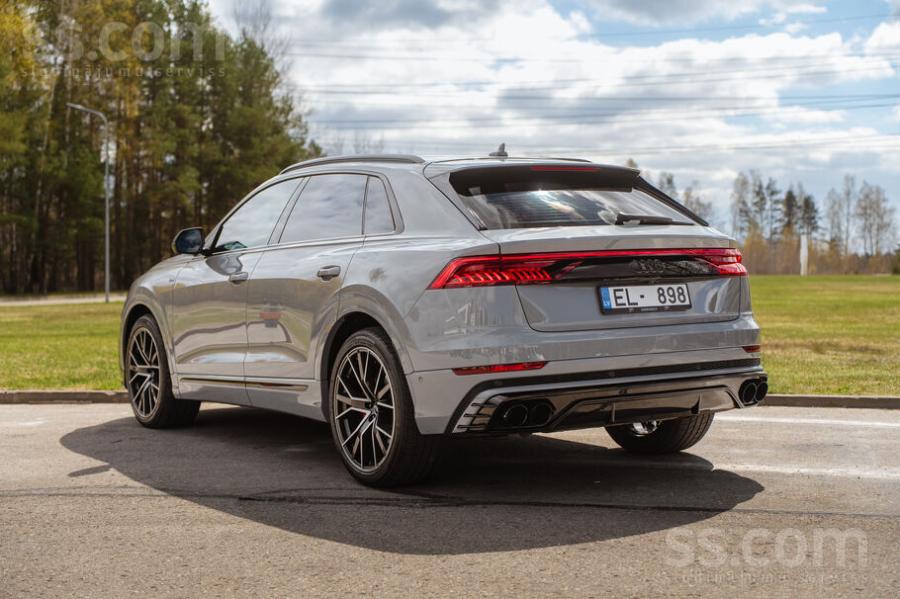 Grey Audi Q8 2019 in Riga, with an engine capacity of 3.00 L and mileage of 195 thousand km for 53500 €, photo 5 on AUTOMOTO.COM.LV