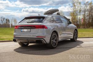 Grey Audi Q8 2019 in Riga, with an engine capacity of 3.00 L and mileage of 195 thousand km for 53500 €, photo 7 on AUTOMOTO.COM.LV