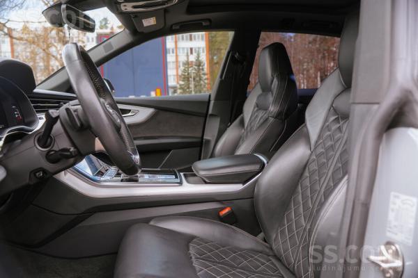Grey Audi Q8 2019 in Riga, with an engine capacity of 3.00 L and mileage of 195 thousand km for 53500 €, photo 10 on AUTOMOTO.COM.LV