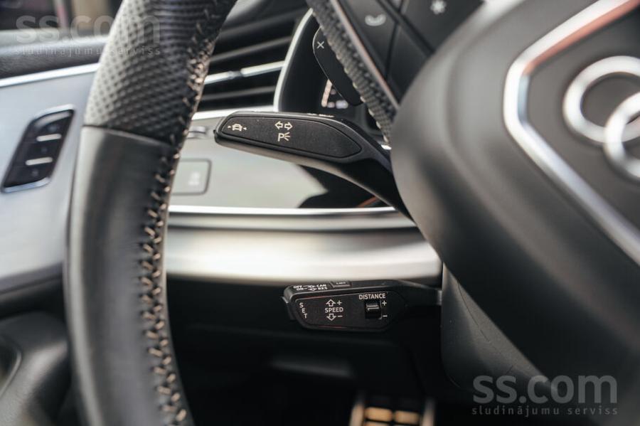 Grey Audi Q8 2019 in Riga, with an engine capacity of 3.00 L and mileage of 195 thousand km for 53500 €, photo 18 on AUTOMOTO.COM.LV