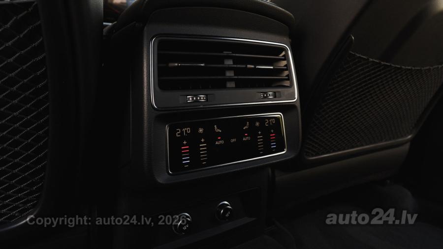 Pelēks Audi Q8 2019 Tartu, ar dzinēja tilpumu 3.00 L un nobraukumu 173 tūkst. km par 47900 €, foto 19 vietnē AUTOMOTO.COM.LV