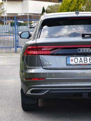 Pelēks Audi Q8 2019 Viļņa, ar dzinēja tilpumu 3.00 L un nobraukumu 133 tūkst. km par 43000 €, foto 8 vietnē AUTOMOTO.COM.LV
