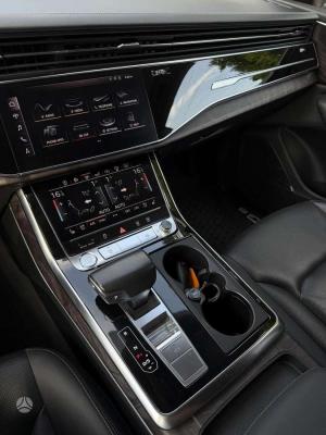 Pelēks Audi Q8 2019 Viļņa, ar dzinēja tilpumu 3.00 L un nobraukumu 133 tūkst. km par 43000 €, foto 22 vietnē AUTOMOTO.COM.LV