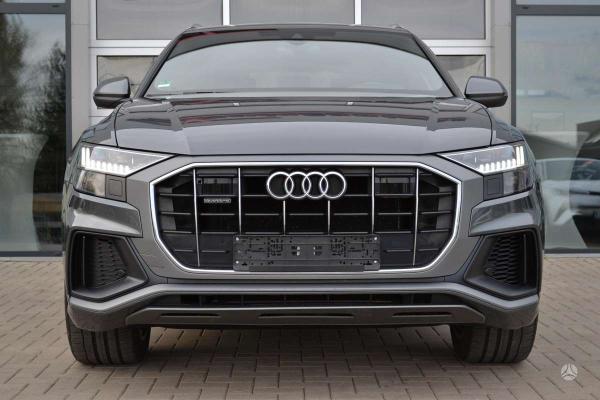 Grey Audi Q8 2019 in Vilnius, with an engine capacity of 2.97 L and mileage of 120 thousand km for 47000 €, photo 3 on AUTOMOTO.COM.LV