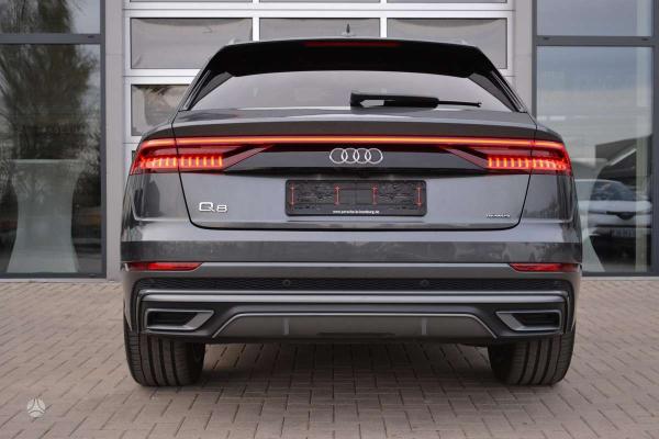 Grey Audi Q8 2019 in Vilnius, with an engine capacity of 2.97 L and mileage of 120 thousand km for 47000 €, photo 8 on AUTOMOTO.COM.LV