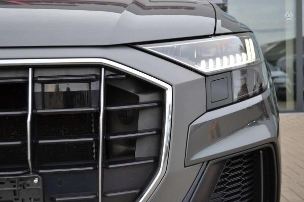 Grey Audi Q8 2019 in Vilnius, with an engine capacity of 2.97 L and mileage of 120 thousand km for 47000 €, photo 10 on AUTOMOTO.COM.LV