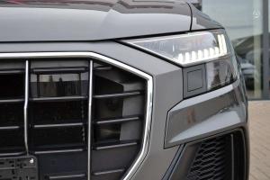 Серый Ауди Q8 2019 в Вильнюс, объемом двигателя 2.97 л и пробегом 120 тыс. км за 47000 €, фото 11 на AUTOMOTO.COM.LV