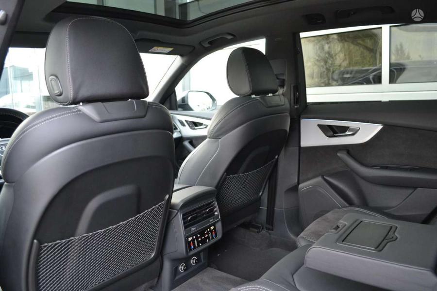 Серый Ауди Q8 2019 в Вильнюс, объемом двигателя 2.97 л и пробегом 120 тыс. км за 47000 €, фото 31 на AUTOMOTO.COM.LV