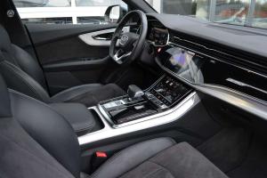Серый Ауди Q8 2019 в Вильнюс, объемом двигателя 2.97 л и пробегом 120 тыс. км за 47000 €, фото 41 на AUTOMOTO.COM.LV
