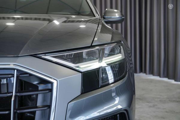 Grey Audi Q8 2019 in Marijampole, with an engine capacity of 3.00 L and mileage of 61 thousand km for 40950 €, photo 8 on AUTOMOTO.COM.LV