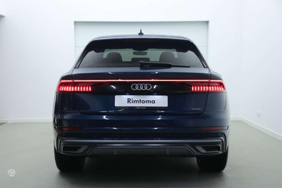 Grey Audi Q8 2020 in Vilnius, with an engine capacity of 3.00 L and mileage of 65 thousand km for 52300 €, photo 7 on AUTOMOTO.COM.LV