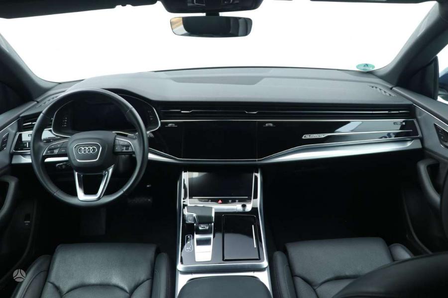 Grey Audi Q8 2020 in Vilnius, with an engine capacity of 3.00 L and mileage of 65 thousand km for 52300 €, photo 25 on AUTOMOTO.COM.LV