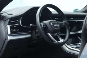 Grey Audi Q8 2020 in Vilnius, with an engine capacity of 3.00 L and mileage of 70 thousand km for 51900 €, photo 20 on AUTOMOTO.COM.LV