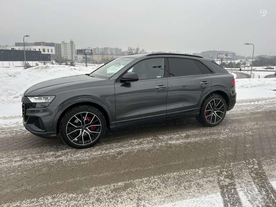 Grey Audi Q8 2020 in Vilnius, with an engine capacity of 3.00 L and mileage of 74 thousand km for 45000 €, photo 1 on AUTOMOTO.COM.LV