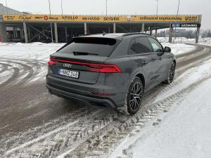 Grey Audi Q8 2020 in Vilnius, with an engine capacity of 3.00 L and mileage of 74 thousand km for 45000 €, photo 7 on AUTOMOTO.COM.LV