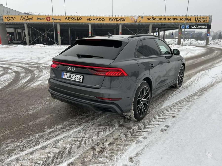 Grey Audi Q8 2020 in Vilnius, with an engine capacity of 3.00 L and mileage of 74 thousand km for 45000 €, photo 7 on AUTOMOTO.COM.LV