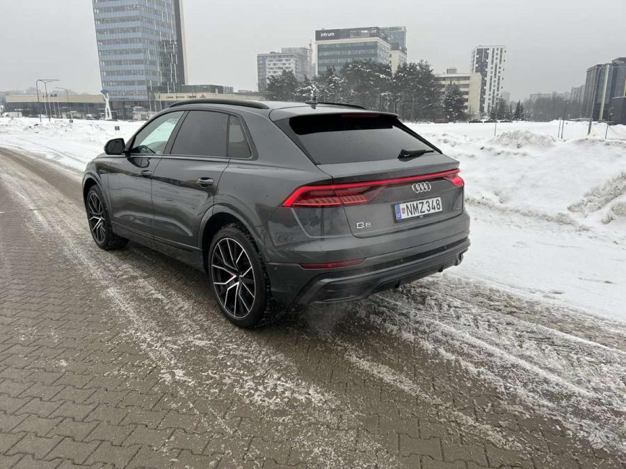 Grey Audi Q8 2020 in Vilnius, with an engine capacity of 3.00 L and mileage of 74 thousand km for 45000 €, photo 9 on AUTOMOTO.COM.LV