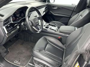 Grey Audi Q8 2020 in Vilnius, with an engine capacity of 3.00 L and mileage of 74 thousand km for 45000 €, photo 20 on AUTOMOTO.COM.LV
