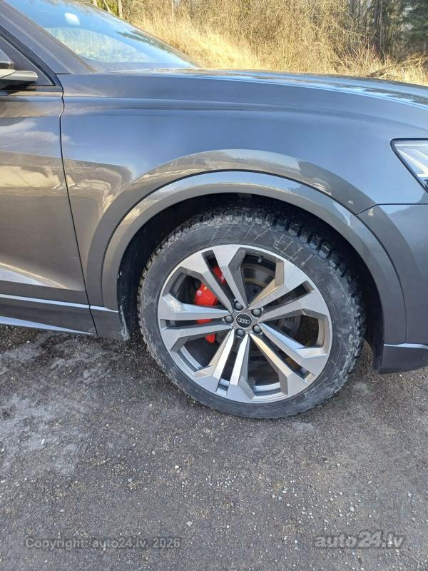 Grey Audi Q8 2020 in Tallinn, with an engine capacity of 3.00 L and mileage of 130 thousand km for 47500 €, photo 11 on AUTOMOTO.COM.LV