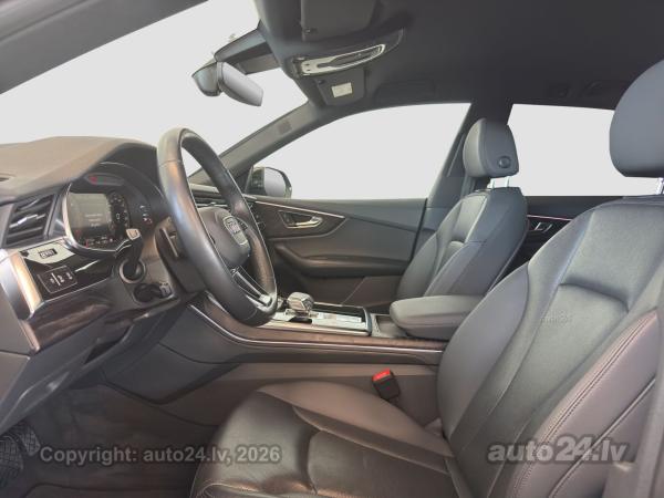 Pelēks Audi Q8 2020 Tallina, ar dzinēja tilpumu 3.00 L un nobraukumu 132 tūkst. km par 49900 €, foto 6 vietnē AUTOMOTO.COM.LV