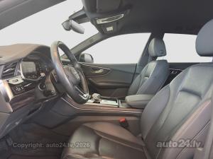 Grey Audi Q8 2020 in Tallinn, with an engine capacity of 3.00 L and mileage of 132 thousand km for 49900 €, photo 7 on AUTOMOTO.COM.LV