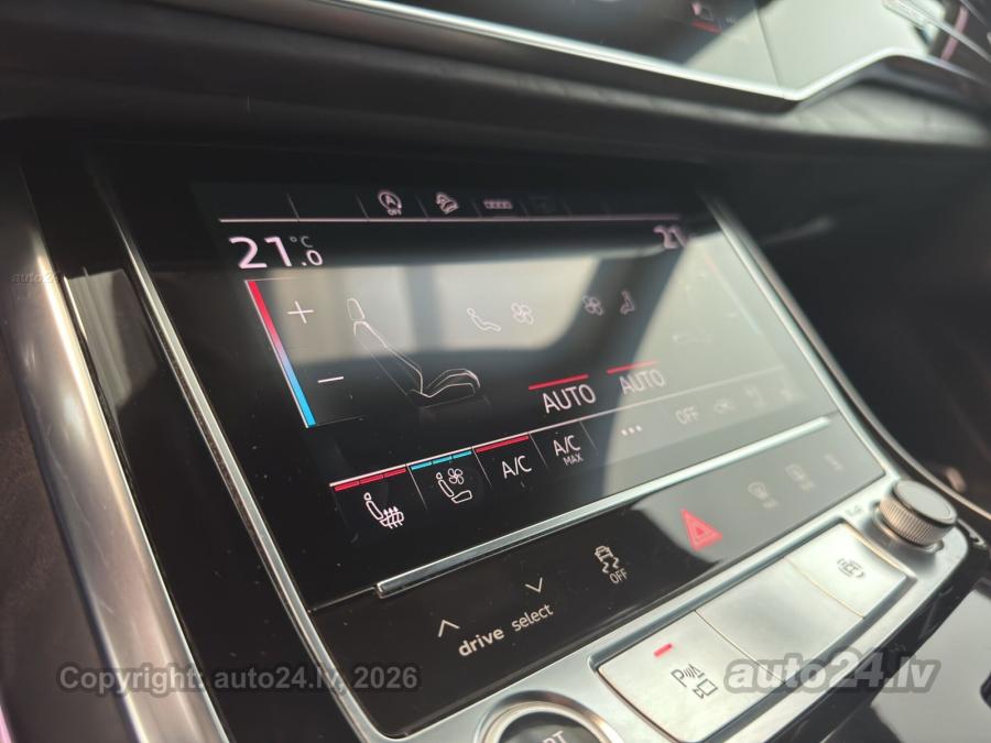 Grey Audi Q8 2020 in Tallinn, with an engine capacity of 3.00 L and mileage of 132 thousand km for 49900 €, photo 12 on AUTOMOTO.COM.LV