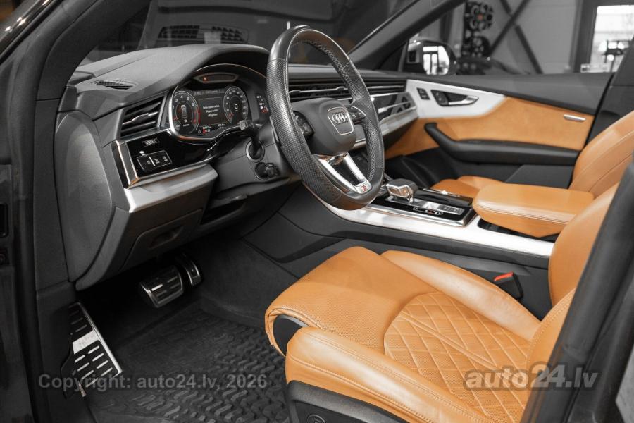 Grey Audi Q8 2020 in Riga, with an engine capacity of 3.00 L and mileage of 108 thousand km for 52490 €, photo 10 on AUTOMOTO.COM.LV