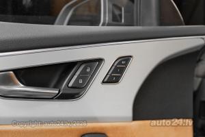 Grey Audi Q8 2020 in Riga, with an engine capacity of 3.00 L and mileage of 108 thousand km for 52490 €, photo 17 on AUTOMOTO.COM.LV
