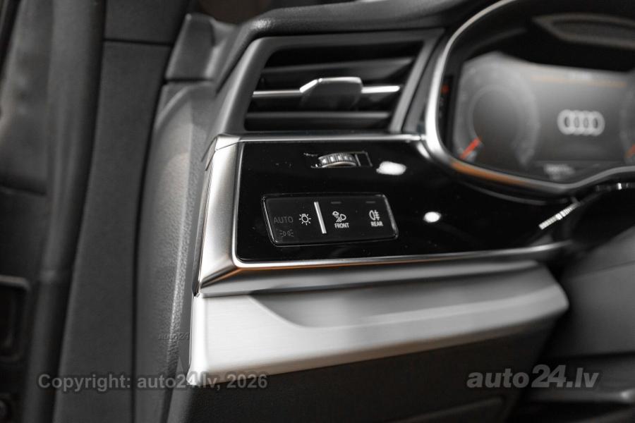 Grey Audi Q8 2020 in Riga, with an engine capacity of 3.00 L and mileage of 108 thousand km for 52490 €, photo 21 on AUTOMOTO.COM.LV