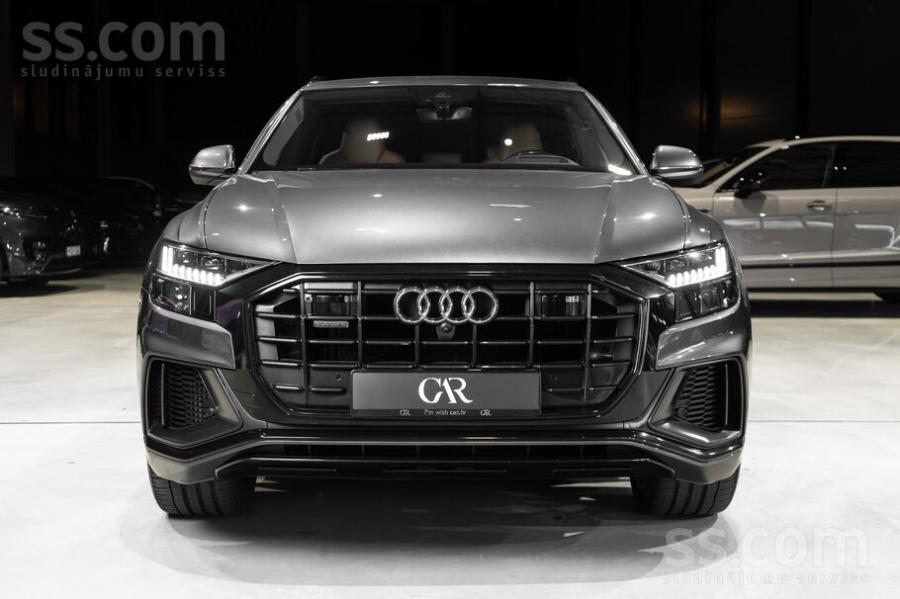 Grey Audi Q8 2020 in Riga, with an engine capacity of 3.00 L and mileage of 108 thousand km for 52490 €, photo 3 on AUTOMOTO.COM.LV