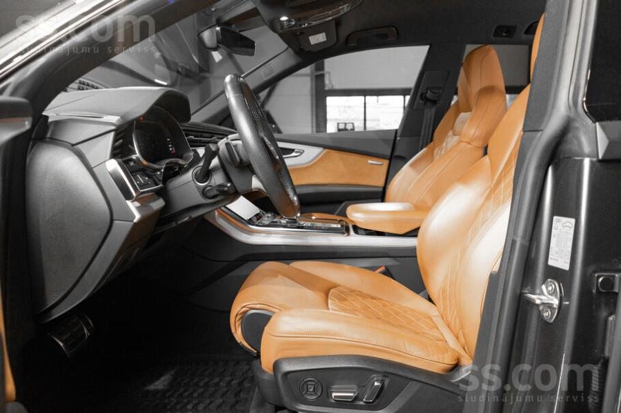 Grey Audi Q8 2020 in Riga, with an engine capacity of 3.00 L and mileage of 108 thousand km for 52490 €, photo 9 on AUTOMOTO.COM.LV