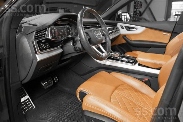 Grey Audi Q8 2020 in Riga, with an engine capacity of 3.00 L and mileage of 108 thousand km for 52490 €, photo 9 on AUTOMOTO.COM.LV