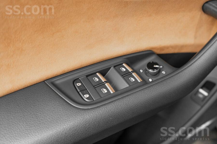 Grey Audi Q8 2020 in Riga, with an engine capacity of 3.00 L and mileage of 108 thousand km for 52490 €, photo 17 on AUTOMOTO.COM.LV