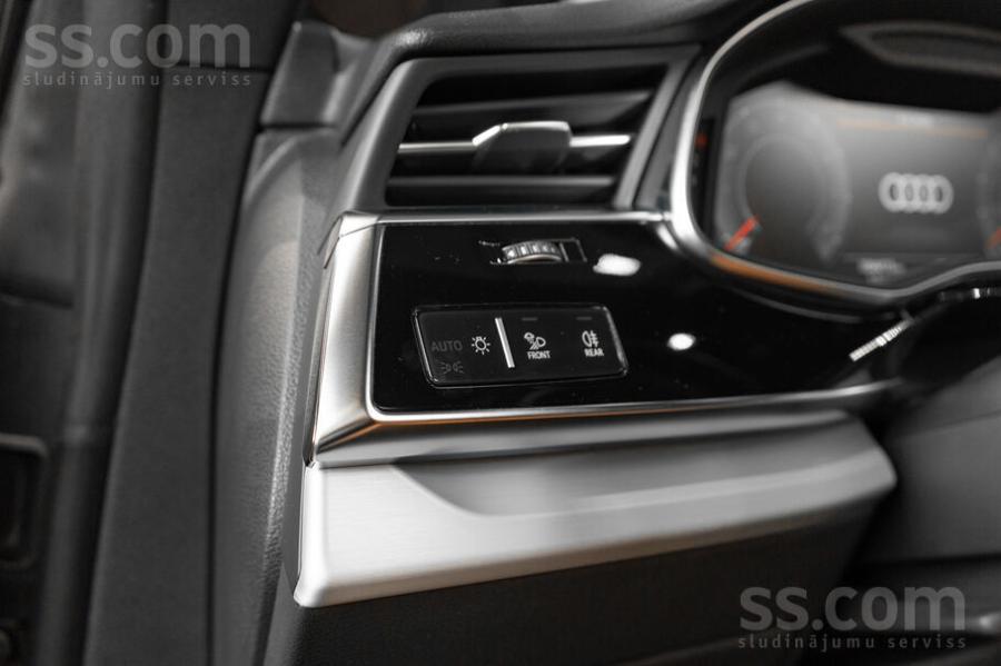 Grey Audi Q8 2020 in Riga, with an engine capacity of 3.00 L and mileage of 108 thousand km for 52490 €, photo 19 on AUTOMOTO.COM.LV