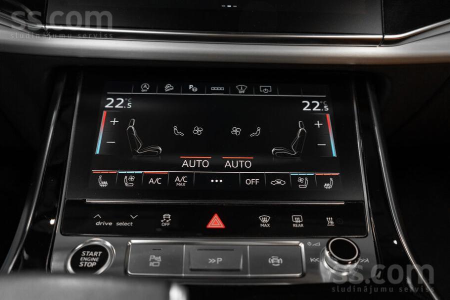 Grey Audi Q8 2020 in Riga, with an engine capacity of 3.00 L and mileage of 108 thousand km for 52490 €, photo 26 on AUTOMOTO.COM.LV