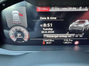Pelēks Audi Q8 2020 Prienai, ar dzinēja tilpumu 3.00 L un nobraukumu 134 tūkst. km par 38399 €, foto 9 vietnē AUTOMOTO.COM.LV
