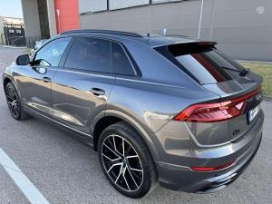 Pelēks Audi Q8 2020 Prienai, ar dzinēja tilpumu 3.00 L un nobraukumu 134 tūkst. km par 38399 €, foto 22 vietnē AUTOMOTO.COM.LV