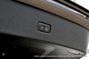 Grey Audi Q8 2020 in Kretinga, with an engine capacity of 3.00 L and mileage of 172 thousand km for 37199 €, photo 19 on AUTOMOTO.COM.LV