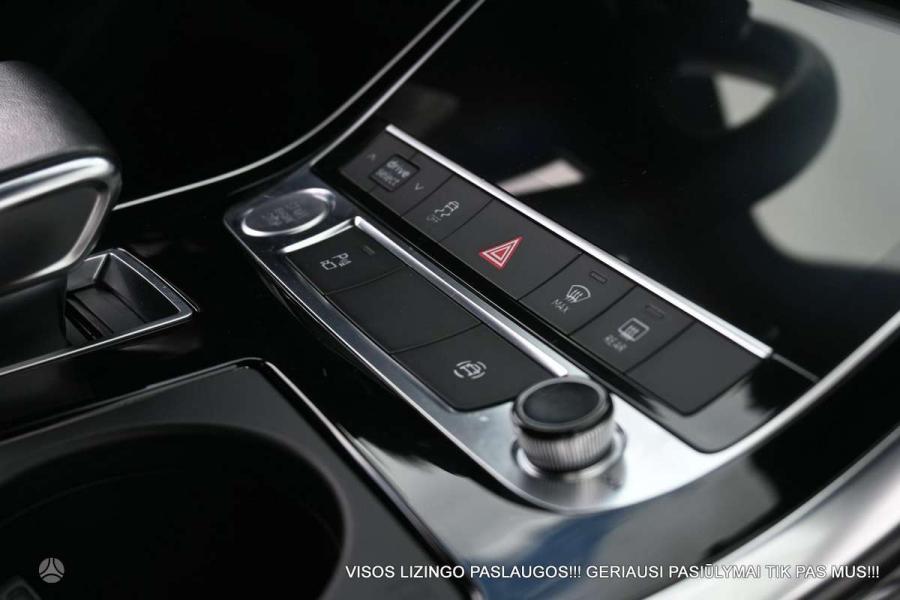 Grey Audi Q8 2020 in Kretinga, with an engine capacity of 3.00 L and mileage of 172 thousand km for 37199 €, photo 31 on AUTOMOTO.COM.LV
