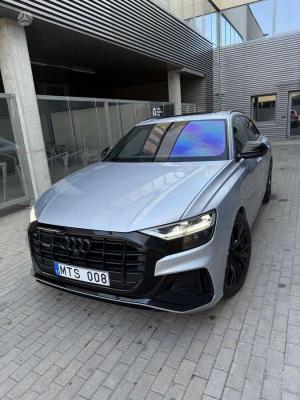 Grey Audi Q8 2020 in Vilnius, with an engine capacity of 3.00 L and mileage of 82 thousand km for 41499 €, photo  on AUTOMOTO.COM.LV