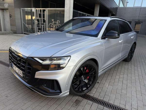 Grey Audi Q8 2020 in Vilnius, with an engine capacity of 3.00 L and mileage of 82 thousand km for 41499 €, photo 5 on AUTOMOTO.COM.LV