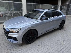 Grey Audi Q8 2020 in Vilnius, with an engine capacity of 3.00 L and mileage of 82 thousand km for 41499 €, photo 11 on AUTOMOTO.COM.LV